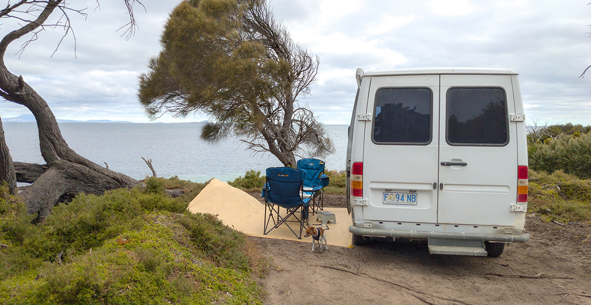 Two weeks on Flinders Island in a Van with a Dog - Tin Dragon Cottages